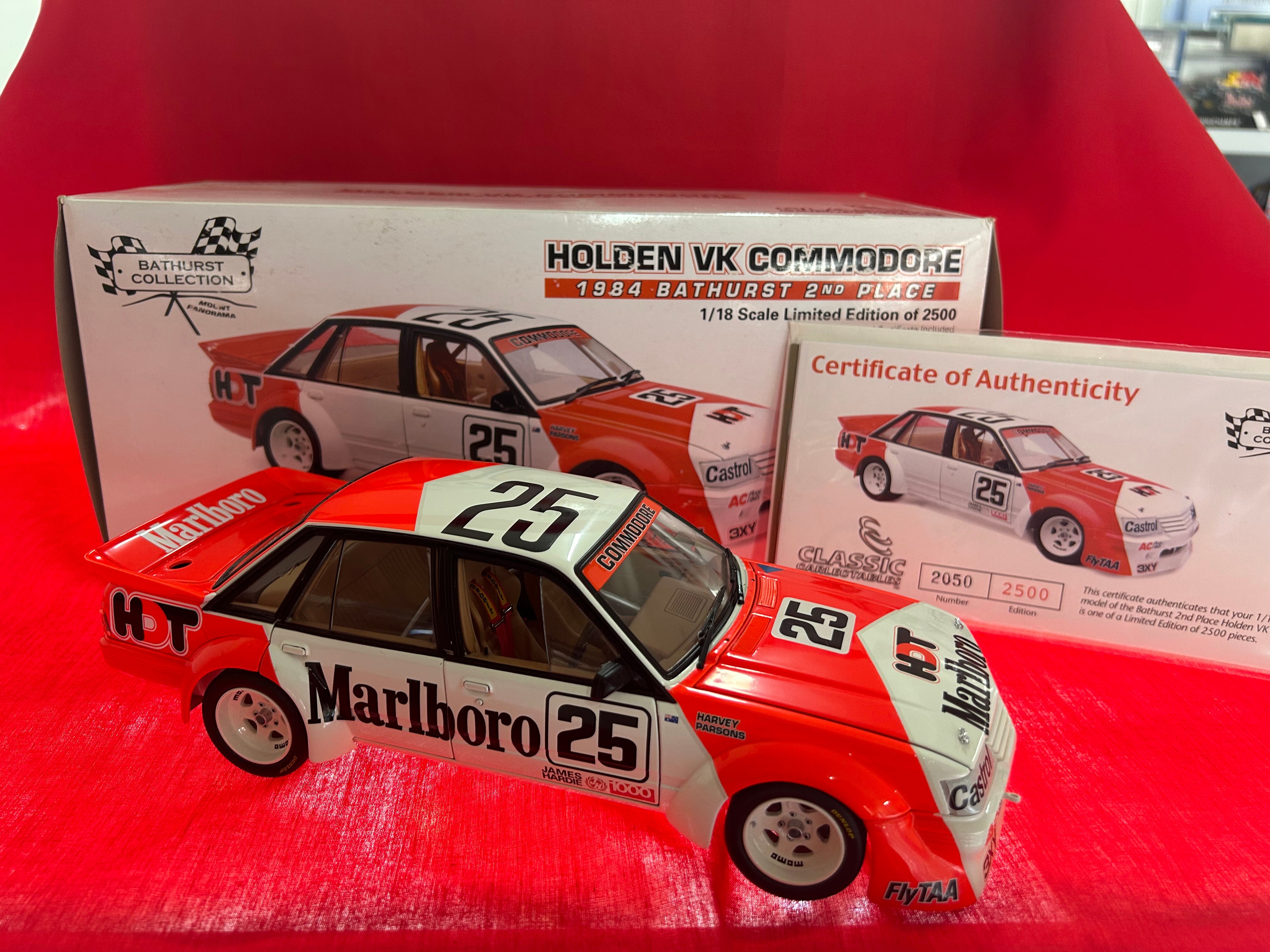 #25 HDT HOLDEN VK COMMODORE HARVEY/PARSONS (BATHURST 2ND 1984 ...